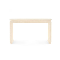 Elina Console – MADRE